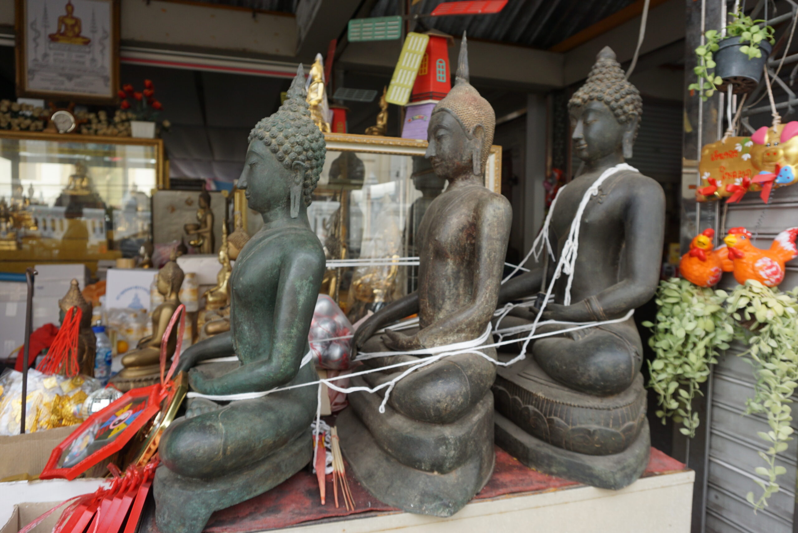 Sai Sin, modesta brățară de preț - Amazing Thailand