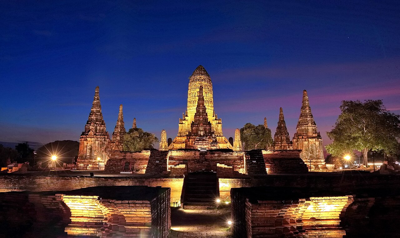 Amurg la Ayutthaya, vechea capitală a Siamului